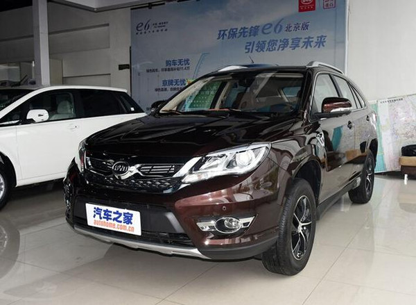 10万元热门SUV对比，长安CS75 PK 比亚迪S7_搜狐汽车_搜狐网