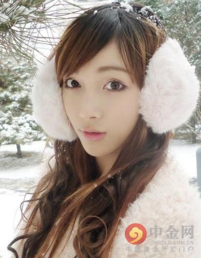 变性美女俘获网民 揭密最美变性人的真实生活组图 搜狐滚动