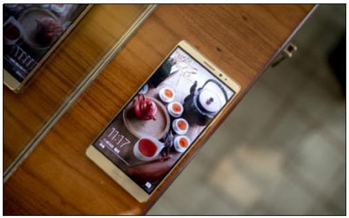 中高端价位手机选择？华为MATE8和魅族PRO5终极PK-搜狐