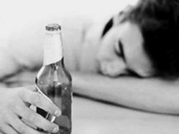 喝酒如何致死亡,三分钟让你挽救一条性命!