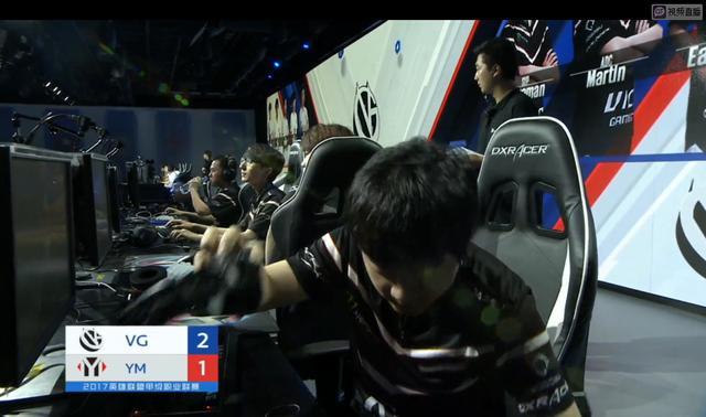 LSPL总决赛：VG让一追三获晋级 YM心态溃败崩盘-搜狐体育